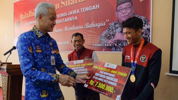 Bertemu Atlet Peraih Emas Asal Jateng, Ganjar Siap Bantu Wujudkan Mimpi Para Atlet ...