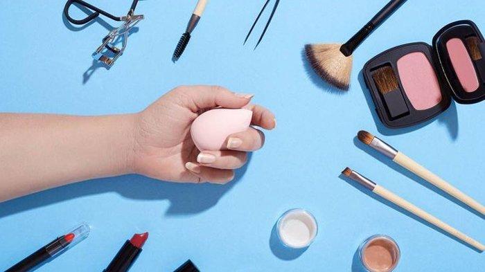 Apa Itu Apple Cheeks? Tren Make Up Kekinian dan Trik Pakai Blush untuk ...