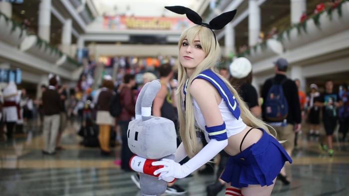 Keren! Wanita Ini Bikin Kostum Cosplay Secara Otodidak. Intip Videonya ...
