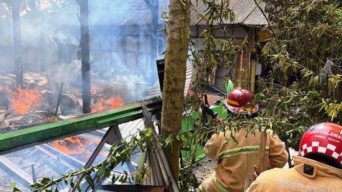 Rumah Lansia di Kroya Cilacap Terbakar, Api Diduga Berasal dari Tungku yang Lupa Dimatikan ...