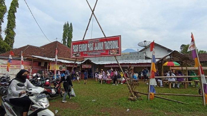 Pasar Bekuran Purwokerto Pusat Jajanan Tradisional, Wujud Kemandirian ...