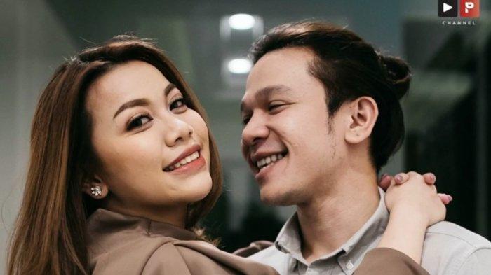 Inilah Sosok Frislly Herlind Pacar Jordi Onsu, Indigo Sejak Berusia 2 ...