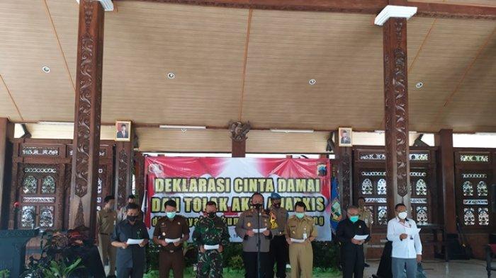 AKBP Gatot Hendro Hartono Pimpin Deklarasi Cinta Damai Menolak Unjuk Rasa Anarkis di Kab ...