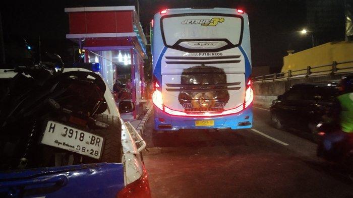 BREAKING NEWS: Kecelakaan Maut Fly Over Jatingaleh: Pemotor Tewas Bertabrakan dengan Bus ...