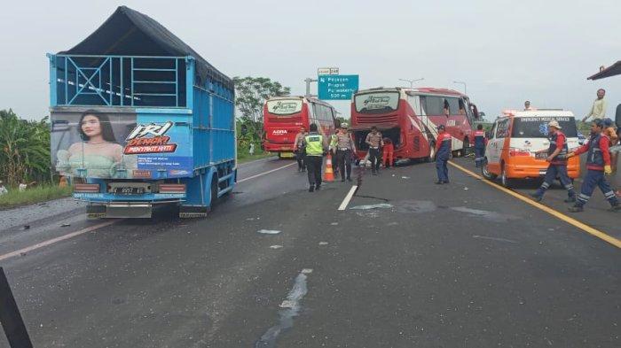 Kesaksian Kernet Agra Mas Selamat di Kecelakaan Maut Bus Tabrak Truk di Tol Kanci- Pejagan ...