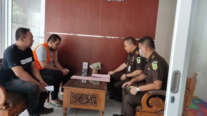 SOSOK AW, Penipu Loker ke Jepang yang Dibebaskan Melalui RJ, Punya Ibu ...