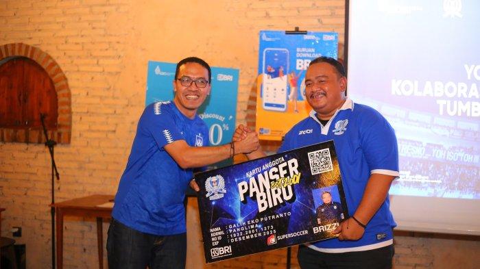 Kolaborasi dengan BRI, Panser Biru Luncurkan Kartu Tanda Anggota ...