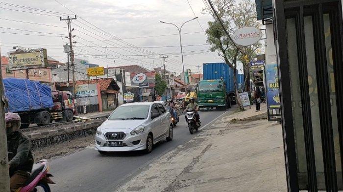 Jalan Jenderal Sudirman Batang Macet Panjang, Ini Penyebabnya - Tribunjateng.com