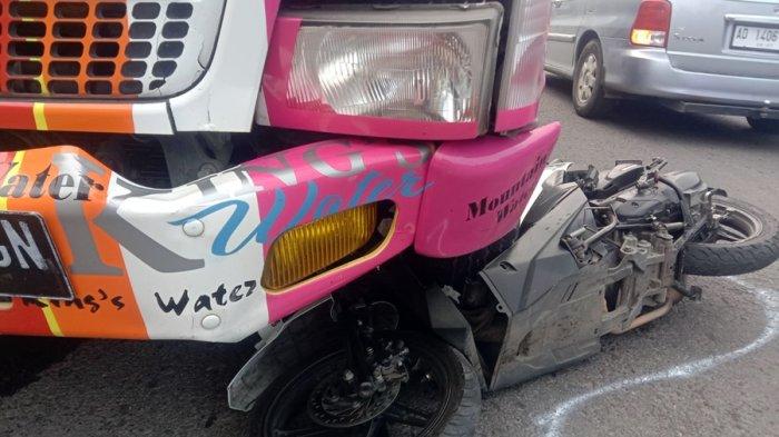 INNALILLAHI, Ibu dan Anak Meninggal, Kecelakaan Maut di Sragen, Motor Remuk Terlindas Truk ...