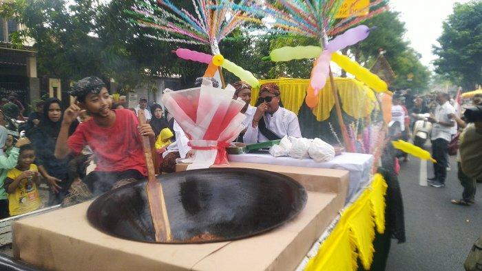 Tradisi Budaya Kirab Tebokan Jenang Kudus Kembali Digelar, Tandai Awal ...