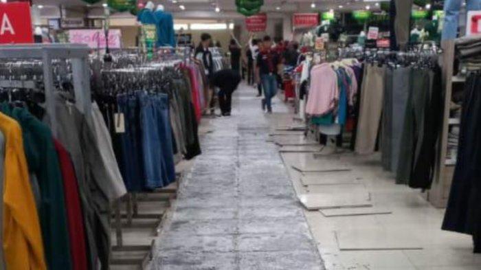 Ramai Pengunjung Swalayan di Temanggung Panik Berhamburan Karena ...