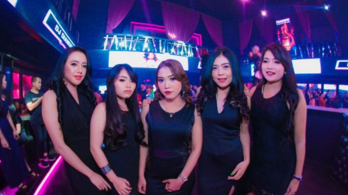 Lima Gadis Trendi Ini Bikin Pengunjung Babyface Semarang Bersorak-sorai ...