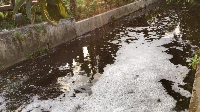 Hasil Survei: Tiap Hari Ada 2,4 Juta Liter Limbah Pewarna Batik Masuk ...