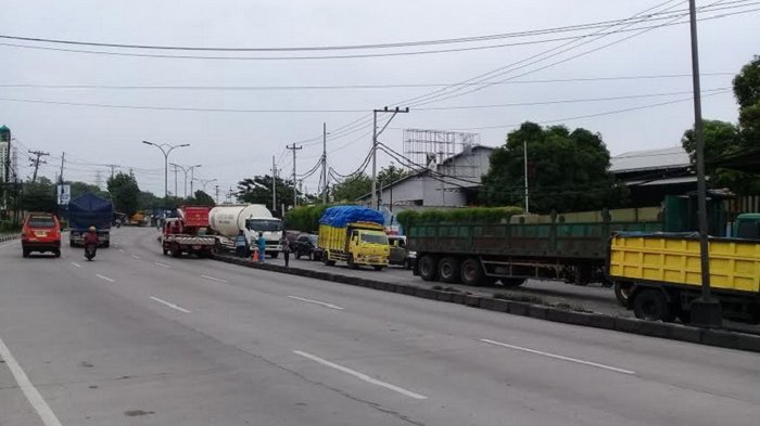 Paskakecelakaan Arus Lalu Lintas Arah Kota Semarang di Jalan Walisongo Tugurejo Padat Merayap ...