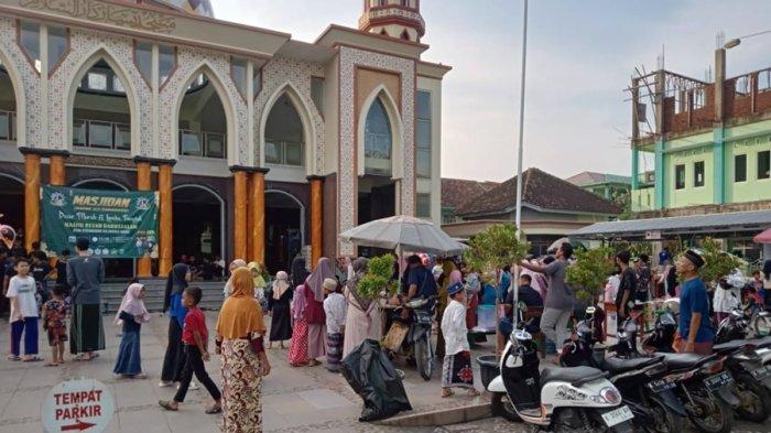 Mengenal Tradisi Mapak Siji Ramadan di Kudus, Gandeng UMKM Lokal ...