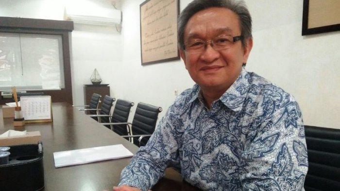 Maqdir Ismail Siap Bawa Uang Pengembalian Korupsi BTS Kominfo Rp 27 M ...