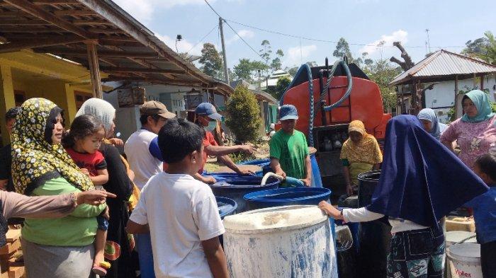 Video Puluhan Ribu Warga Pemalang di Lereng Gunung Slamet Kesulitan Air Bersih - Tribunjateng.com