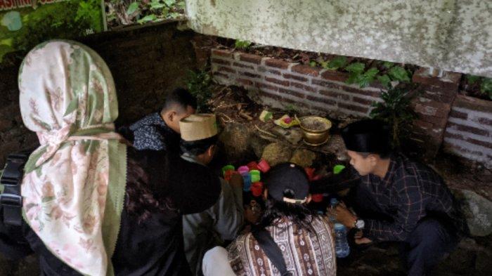 Tiga Mata Air Obyek Wisata Rejenu Miliki Rasa Yang Bebeda, Bikin ...