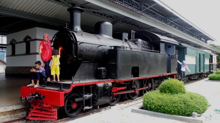 Yuk, Mengenal dan Menjajal Kereta Belanda - Tribunjateng.com