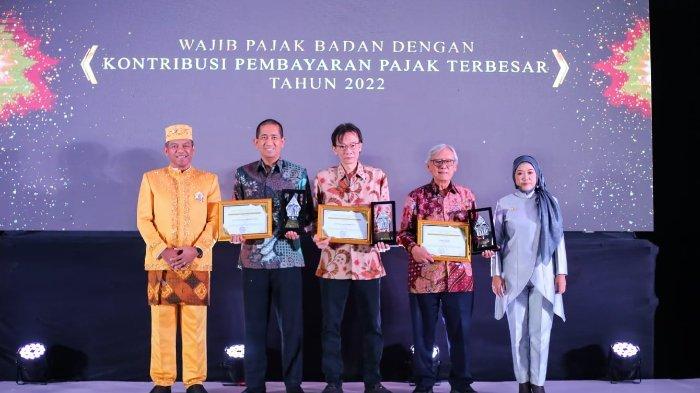 Nojorono Kudus Raih Penghargaan Kontributor Pembayaran Pajak WP Badan ...