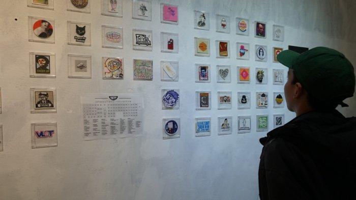 Koleksi Stiker dari 18 Negara Dipamerkan di Semarang - Tribunjateng.com