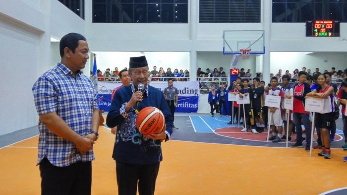 USM Resmikan Gedung Parkir, Lapangan Basket, dan Turnamen Basket ...