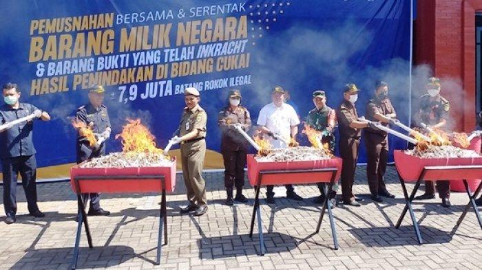 KPPBC Kudus Musnahkan 7,9 Juta Batang Rokok Ilegal - Tribunjateng.com