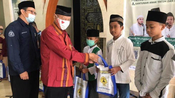 Peringati Nuzulul Qur’an, USM Gelar Santunan Anak Yatim dan Dhuafa - Tribunjateng.com