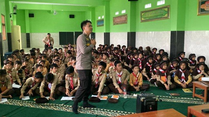 Sat Binmas Polres Tegal Beri Penyuluhan Penggunaan Knalpot Brong Sasar Masyarakat dan Pelajar ...