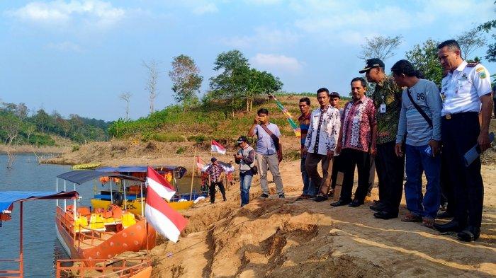 Pemkab Kudus Stop Operasional Perahu Wisata Bendungan Logung, Tamzil ...