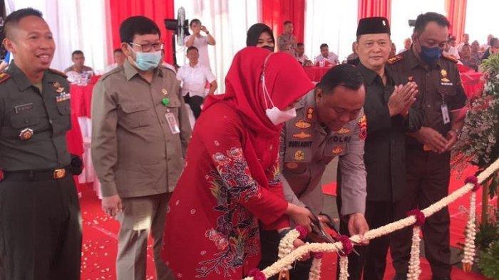 Resmikan Gedung Baru Polres Demak, Bupati Eisti'anah Berharap Pelayanan Masyarakat Meningkat ...