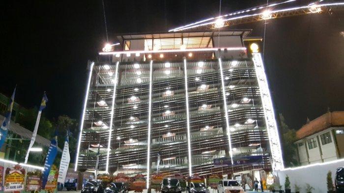 Masalah Lahan Parkir di USM Semarang Terselesaikan, Gedung Delapan ...
