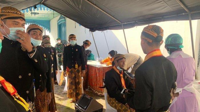 Putri Raja Solo Hari Ini Menikah, Ini Sosok Suaminya dan Komentar para ...