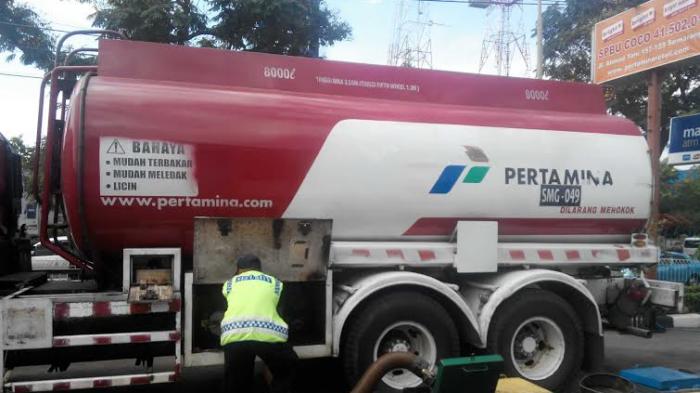 Dua Truk Tangki Pertamina Dibajak, Dilarikan ke Arah Istana Negara - Tribunjateng.com