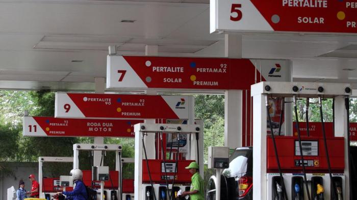 Sah! Daftar Harga BBM Pertamina Terbaru Se-Indonesia per 8 Januari 2023 ...