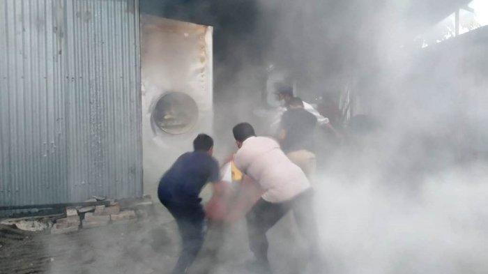 Pabrik Briket di Blora Terbakar, Kerugian Capai Rp 300 Juta - Tribunjateng.com