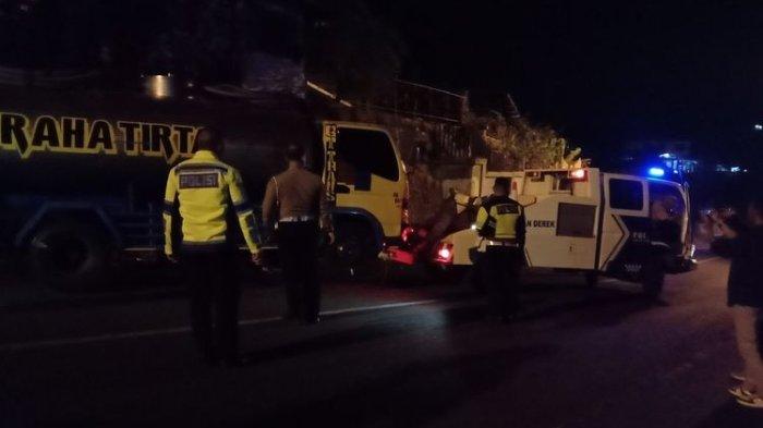 Detik-detik Kecelakaan Maut Truk Rem Blong Tabrak Penonton Karnaval Agustusan 2 Orang Tewas ...