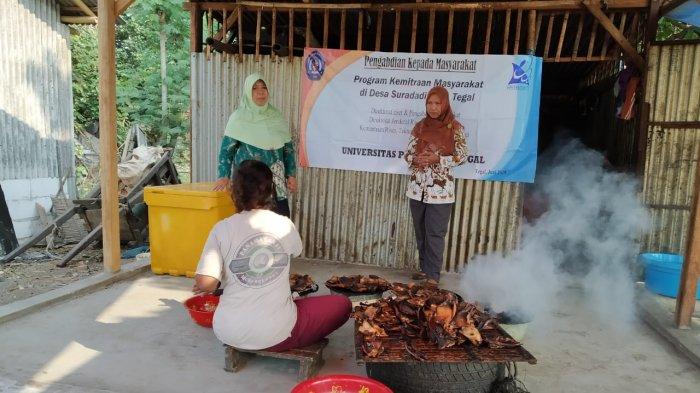 Kini Ikan Asap Buatan Perajin Asal Suradadi Tegal Dikemas Menarik dan ...
