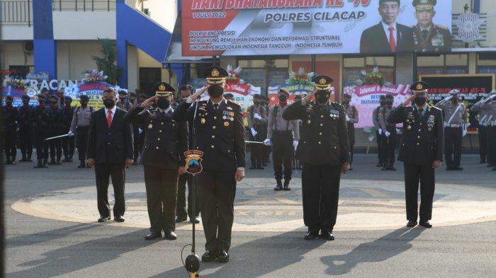 Polres Cilacap Ikuti Upacara Peringatan Hari Bhayangkara Ke-76 Virtual ...