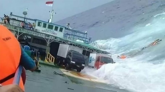 Kapal Motor Penumpang Gerbang Samudra 2 Kandas di Selat Bali: Kenali Tanda-tanda Kapal Kandas ...