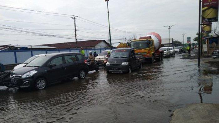 Prakiraan Banjir Rob Jalan Pantura Demak Minggu, 10 Mei 2020 - Tribunjateng.com