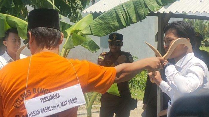 Carok 2 Lawan 4 di Madura. Terungkap Jurus Hasan Busri dan Werdi ...