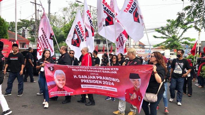 Relawan Sahabat Ganjar Berikan 6.000 KTP ke DPD PDIP Jateng Sebagai ...