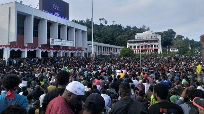 Masalah di Papua saat ini : Effendi Simbolon Duga Tokoh Ini Ada di ...