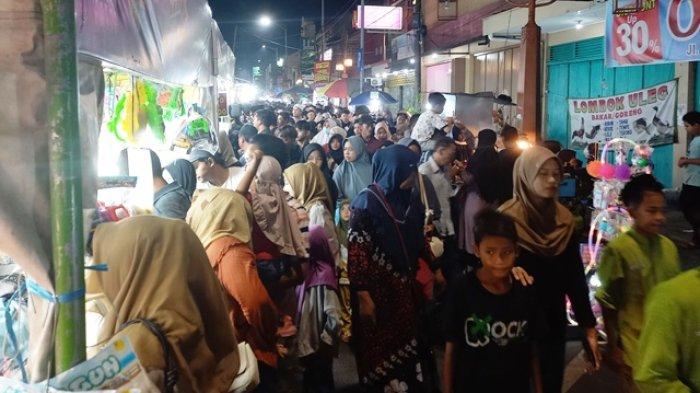Tradisi Dandangan Sambut Ramadhan di Kudus Kian Lengkap dengan Adanya Pasar Malam - Tribunjateng.com