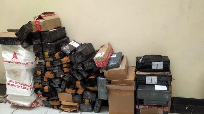 Bea Cukai Kudus Amankan 127.200 Batang Rokok Ilegal di Desa Robayan - Tribunjateng.com