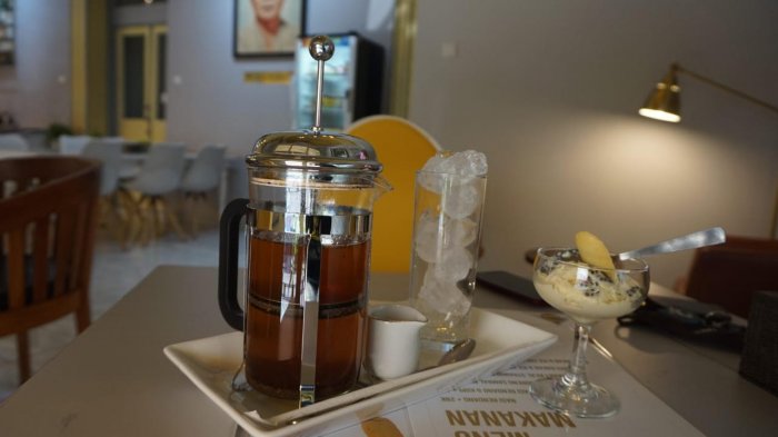 Kuliner Semarang - Di Makuta Jamu Kafe, Jamu Disulap Jadi Es Krim ...
