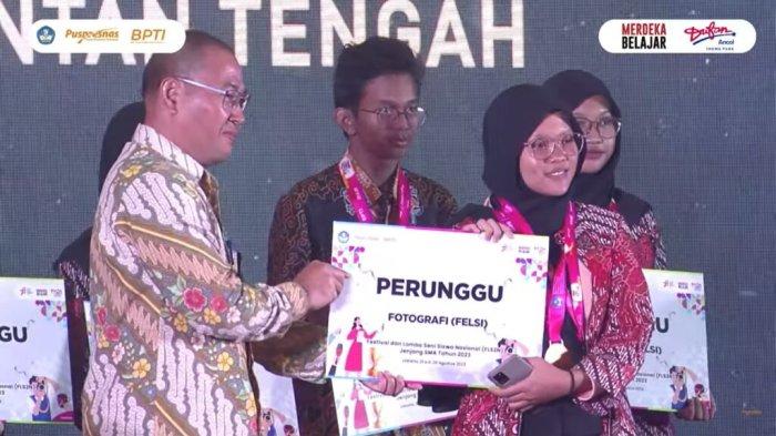 Sosok Disa Azzahra, Siswi SMAN 1 Maos Cilacap Sabet Medali Perunggu FLS2N Level Nasional ...