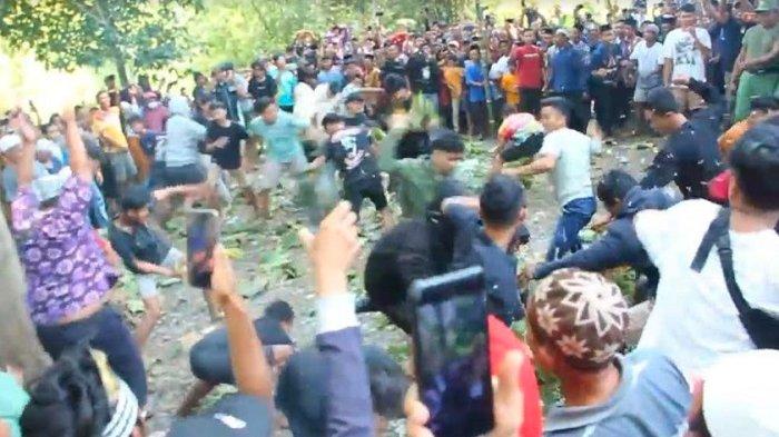 Tradisi "Sawuran" Semarakkan Sedekah Bumi Desa Gedangdowo, Budaya ...