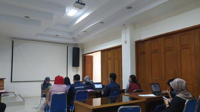 Puluhan Orangtua Siswa Geruduk Disdik Kota Solo di Hari Terakhir PPDB SMP, Ada Apa ...